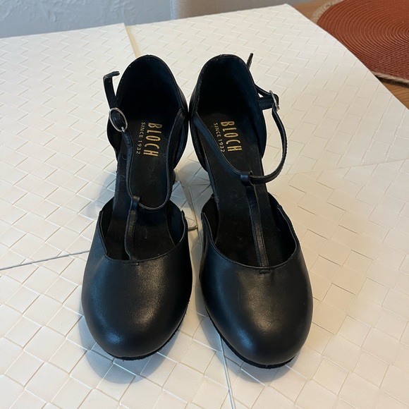 Bloch | Shoes | Bloch Classic Black Character Heels | Poshmark